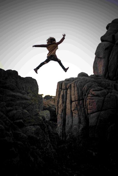 When the Storms of Life Hit: How to Biblically Move Through Trials ...